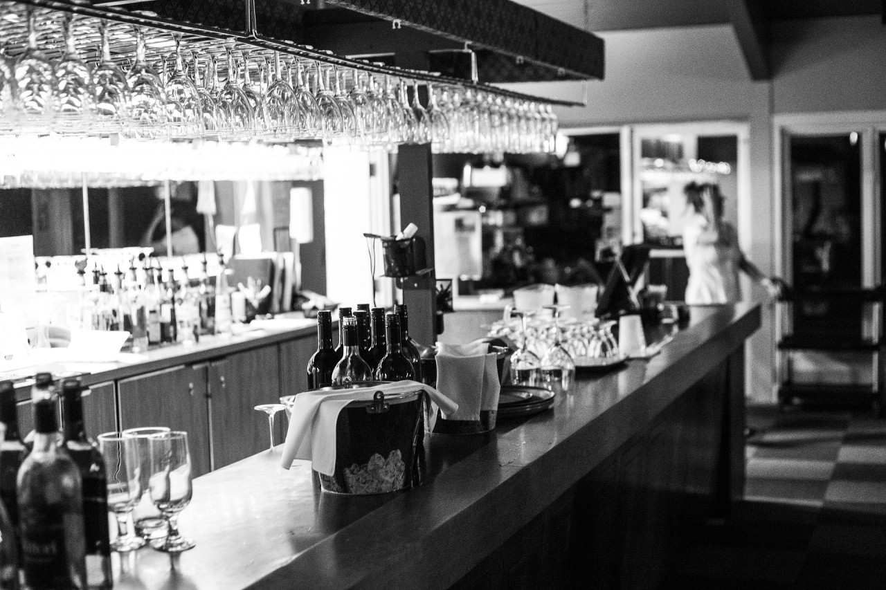 Bar & Service Skills | Bar Solutions